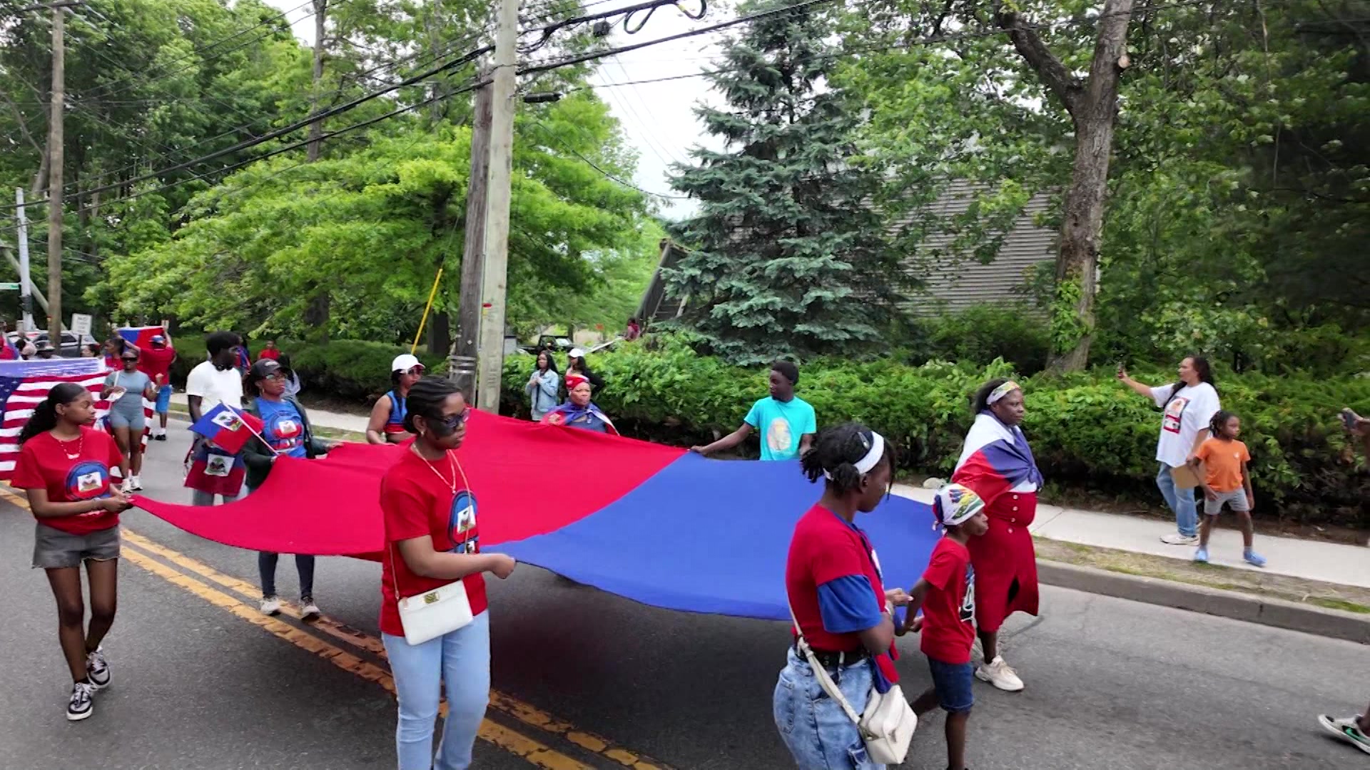 News 12 | New York | Haitian Flag Day parade in Spring Valley draws ...