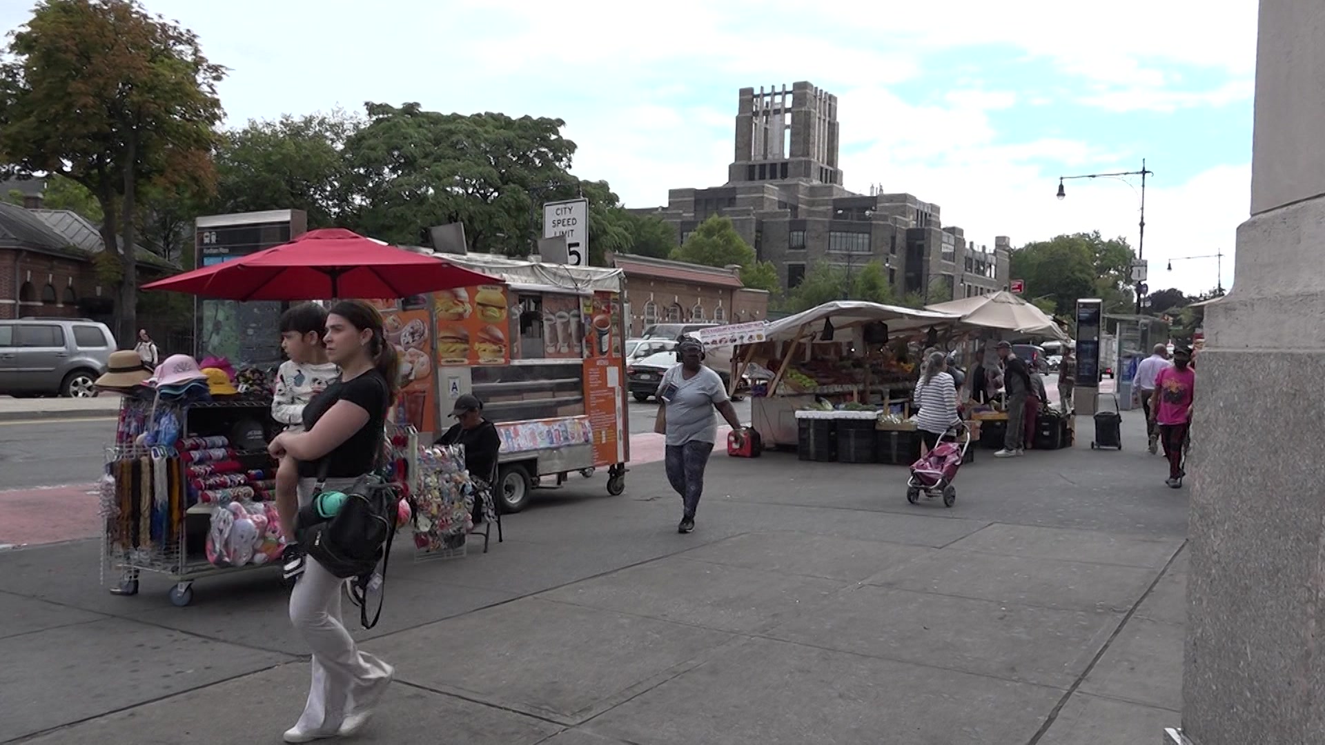 News 12 | Brooklyn | Fordham Road Street Vendors Struggle With Permit ...