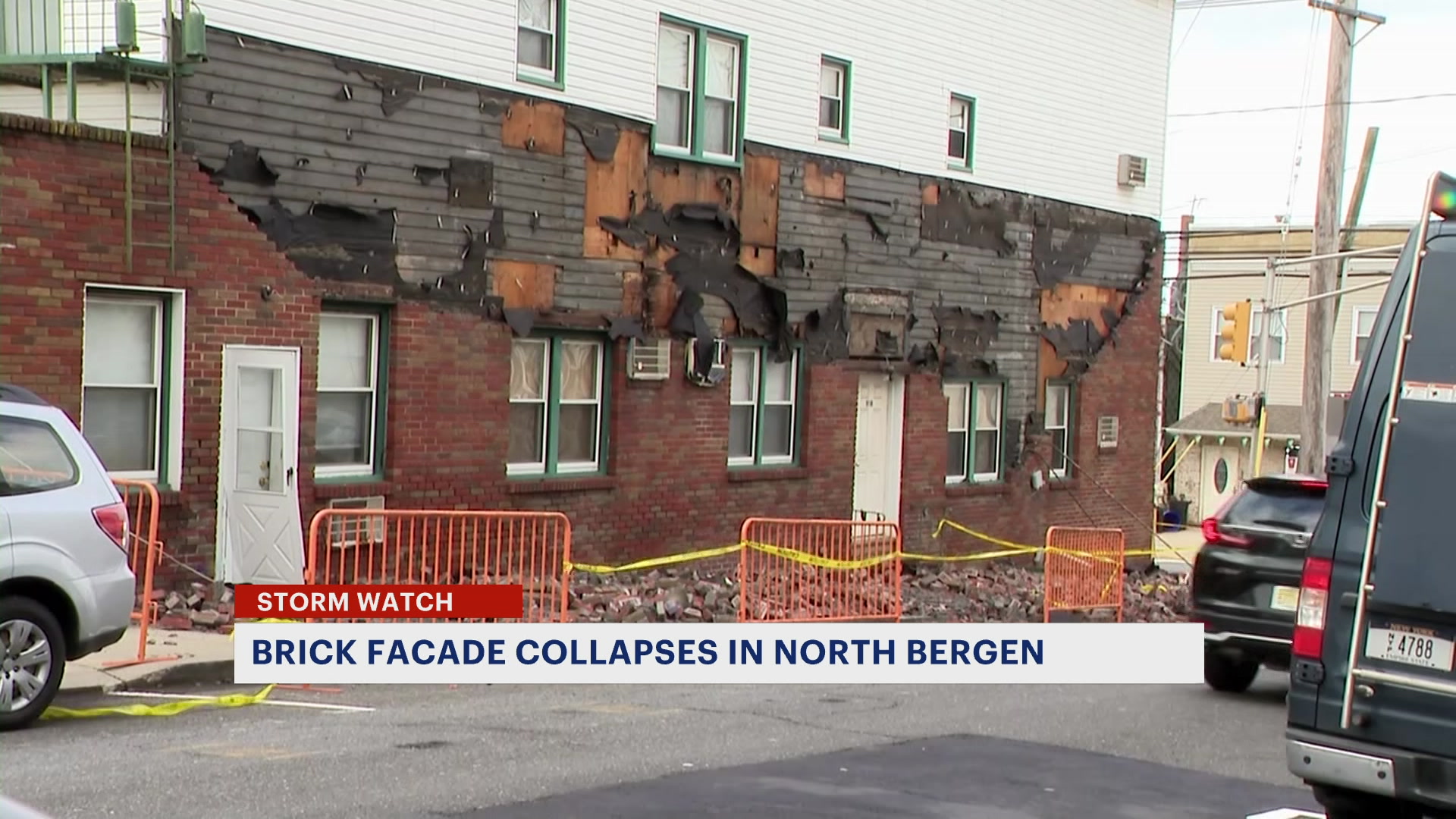 News 12 | Long Island | Brick Faade Collapses North Bergen Apartment ...