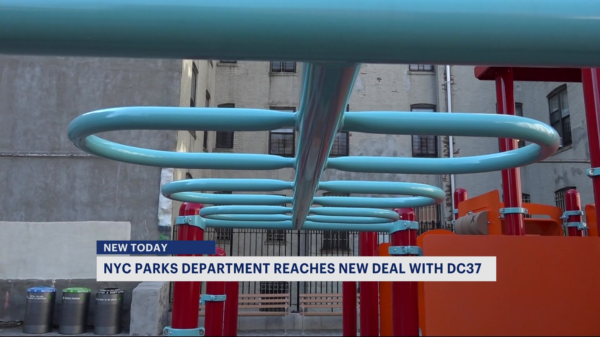 NYC Parks Department, union announce pay raise for summer lifeguards