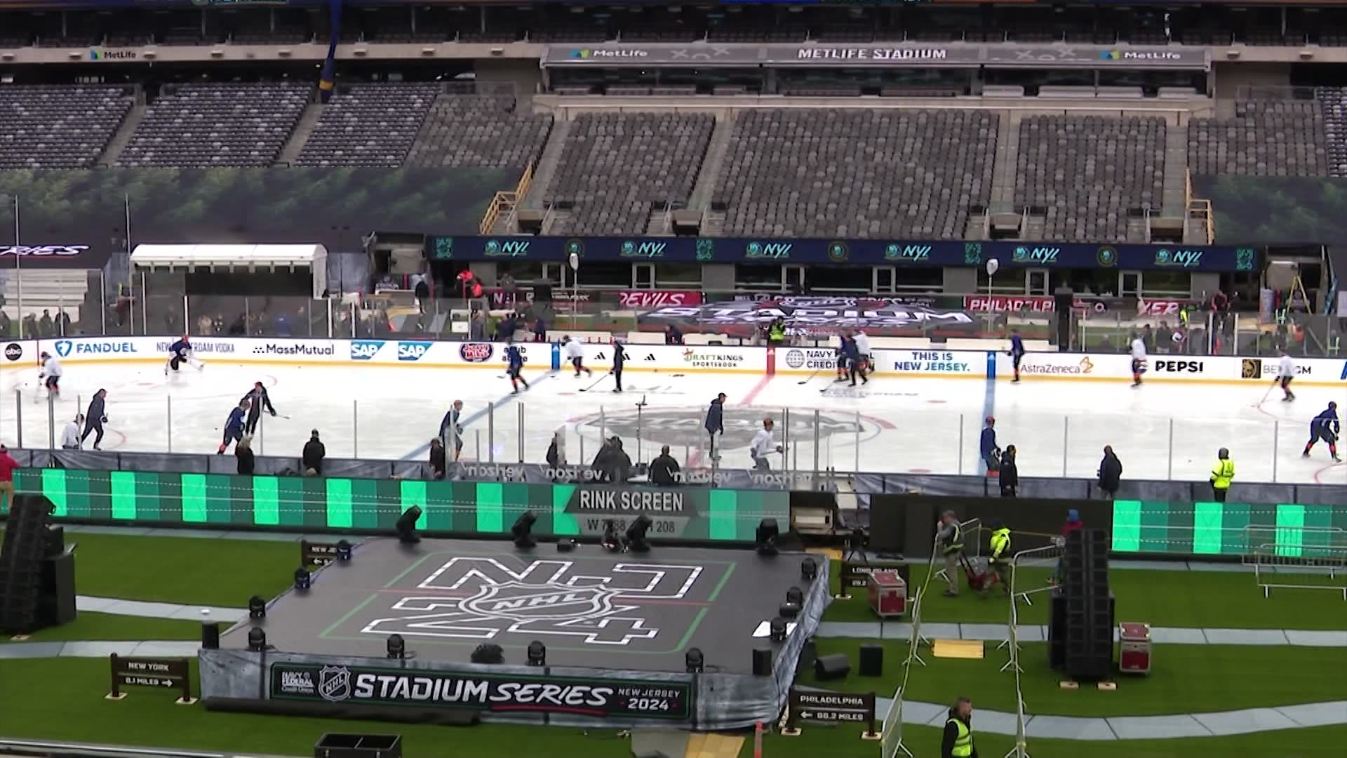 Fun fan experiences galore ahead of Isles/Rangers Stadium Series showdown