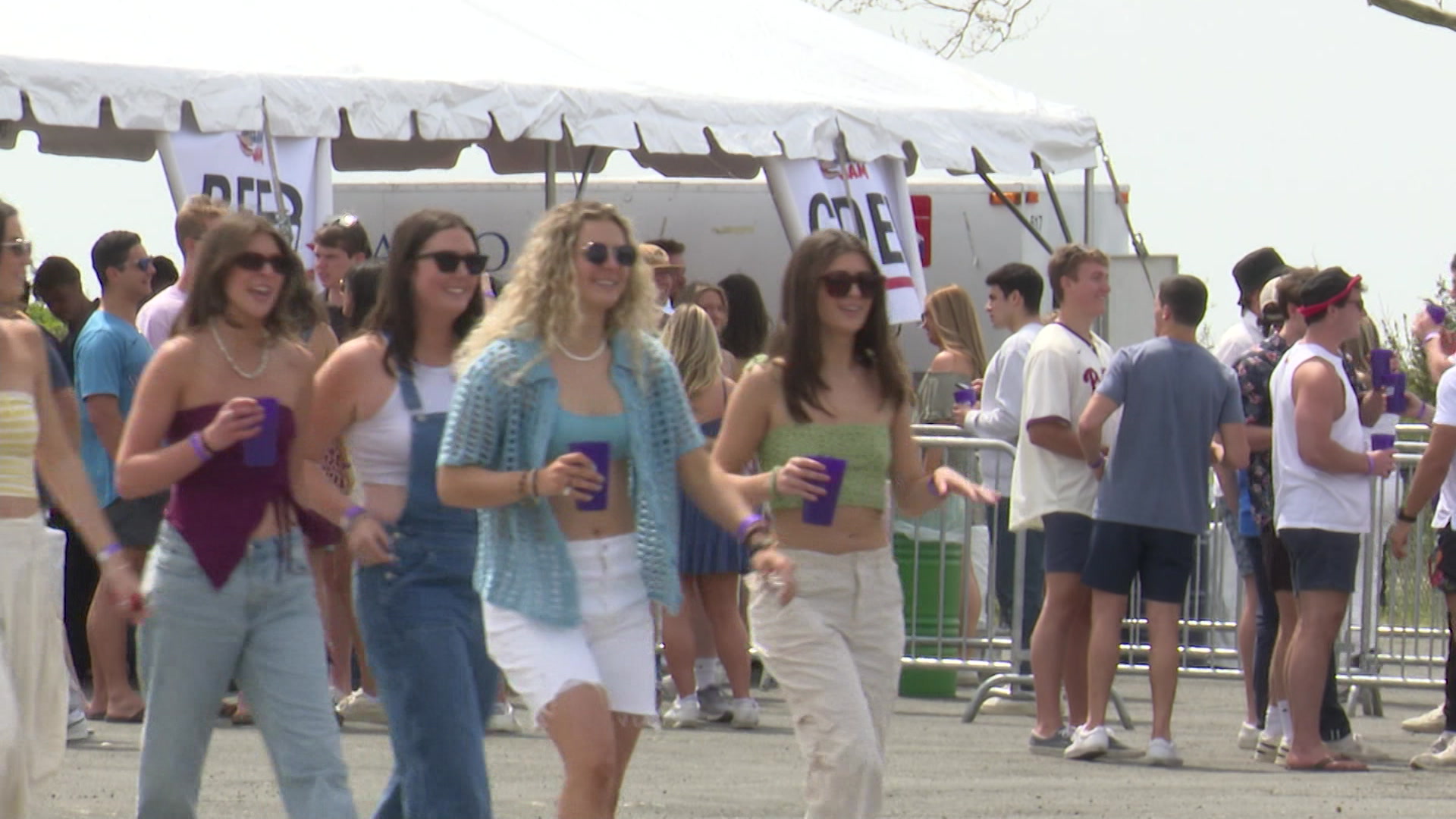 News 12 | Connecticut | Hundreds Of Fairfield University Students ...