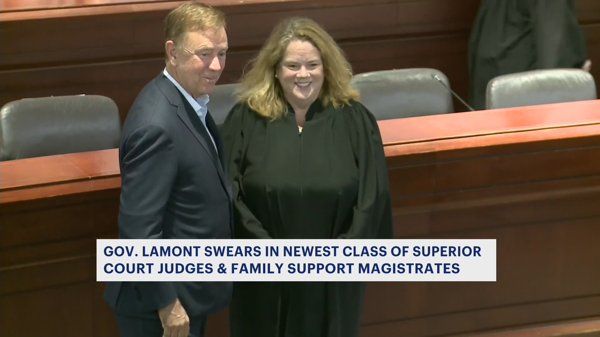 Gov. Lamont swears in new class of Superior Court judges