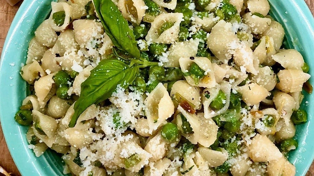 What's Cooking: Uncle Giuseppe's Marketplace Peas and macaroni with ...