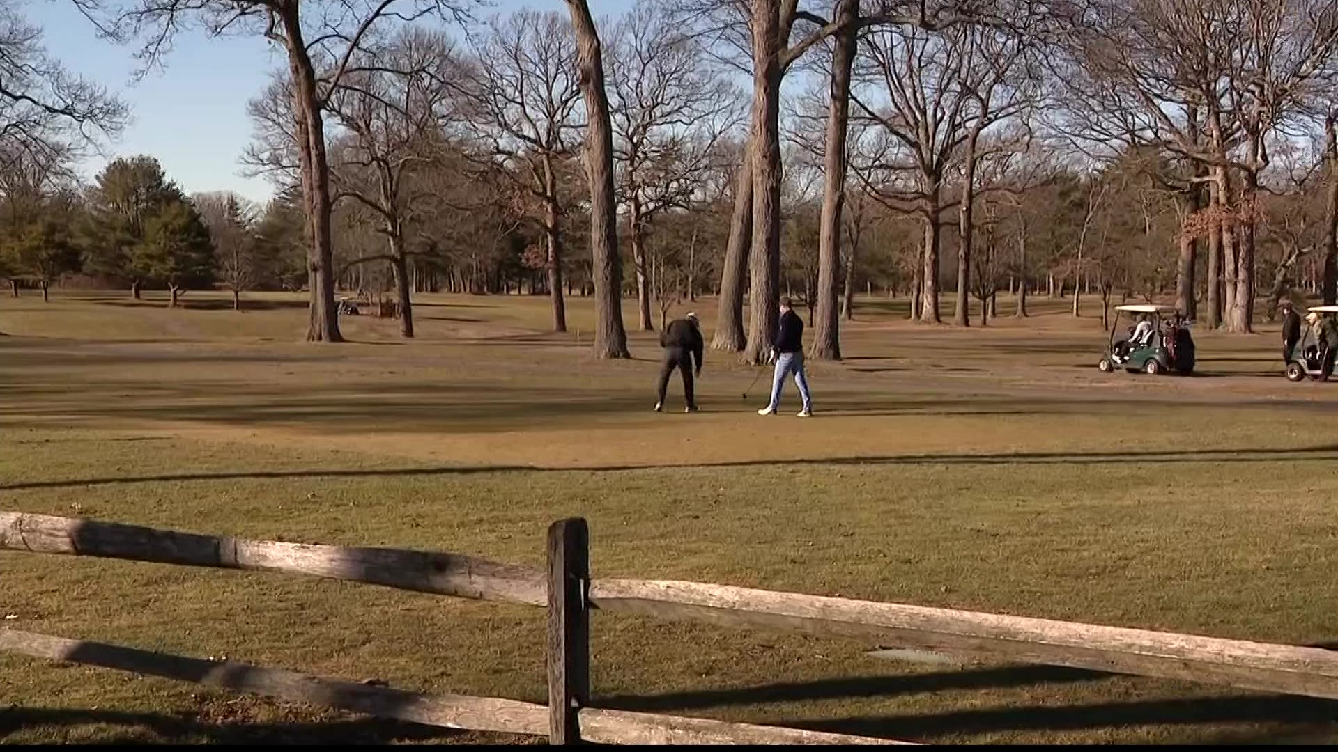 News 12 | The Bronx | Record-breaking temps bring Long Islanders to ...