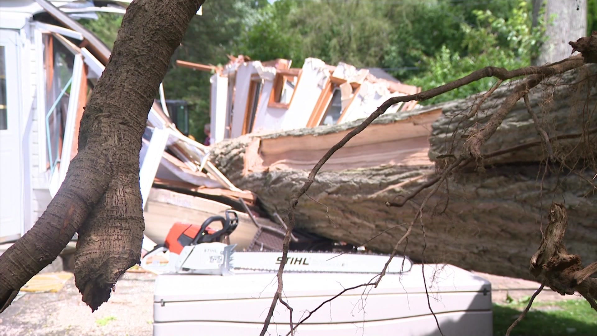 News 12 | Westchester | Fallen tree destroys home in North Salem ...