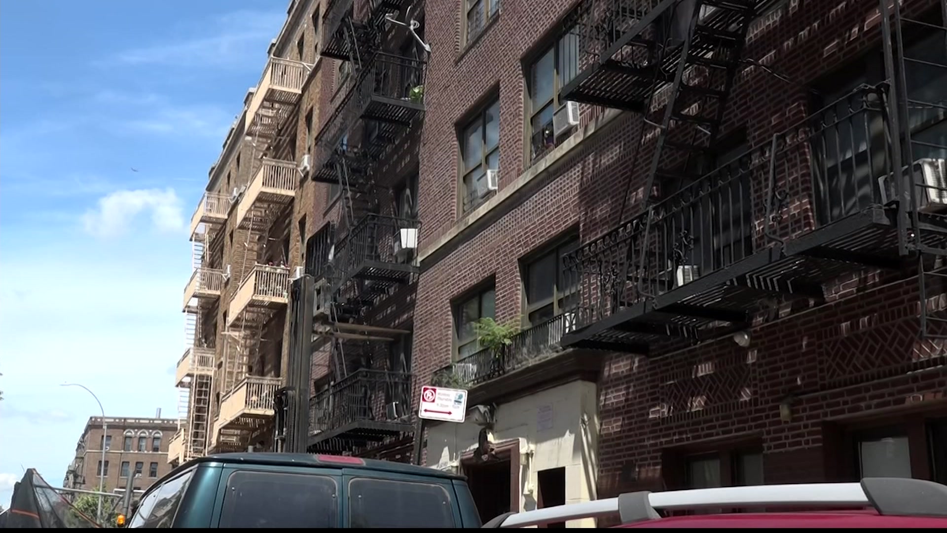 Bronx mother fears for her children’s health due to rat infestation