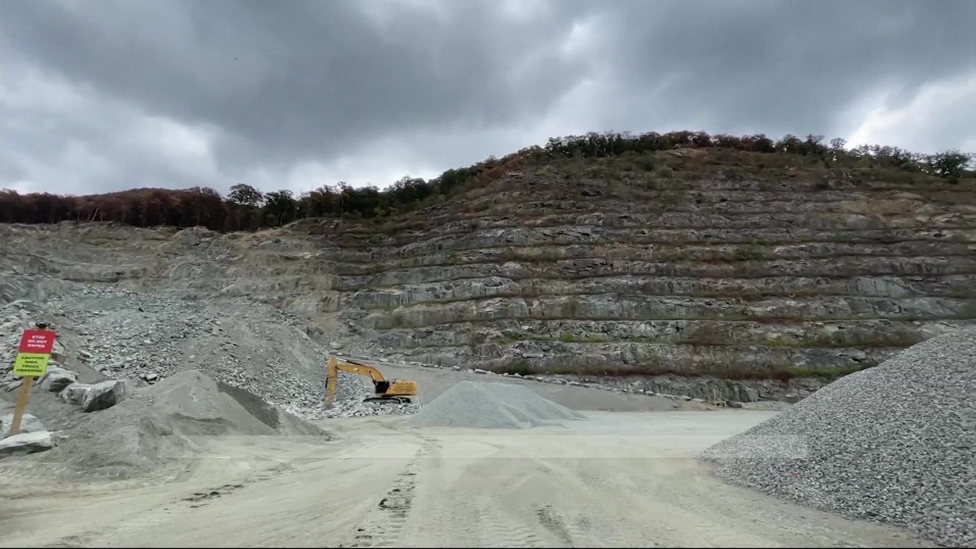 Behind the potholes: News 12 tours Fishkill asphalt plant