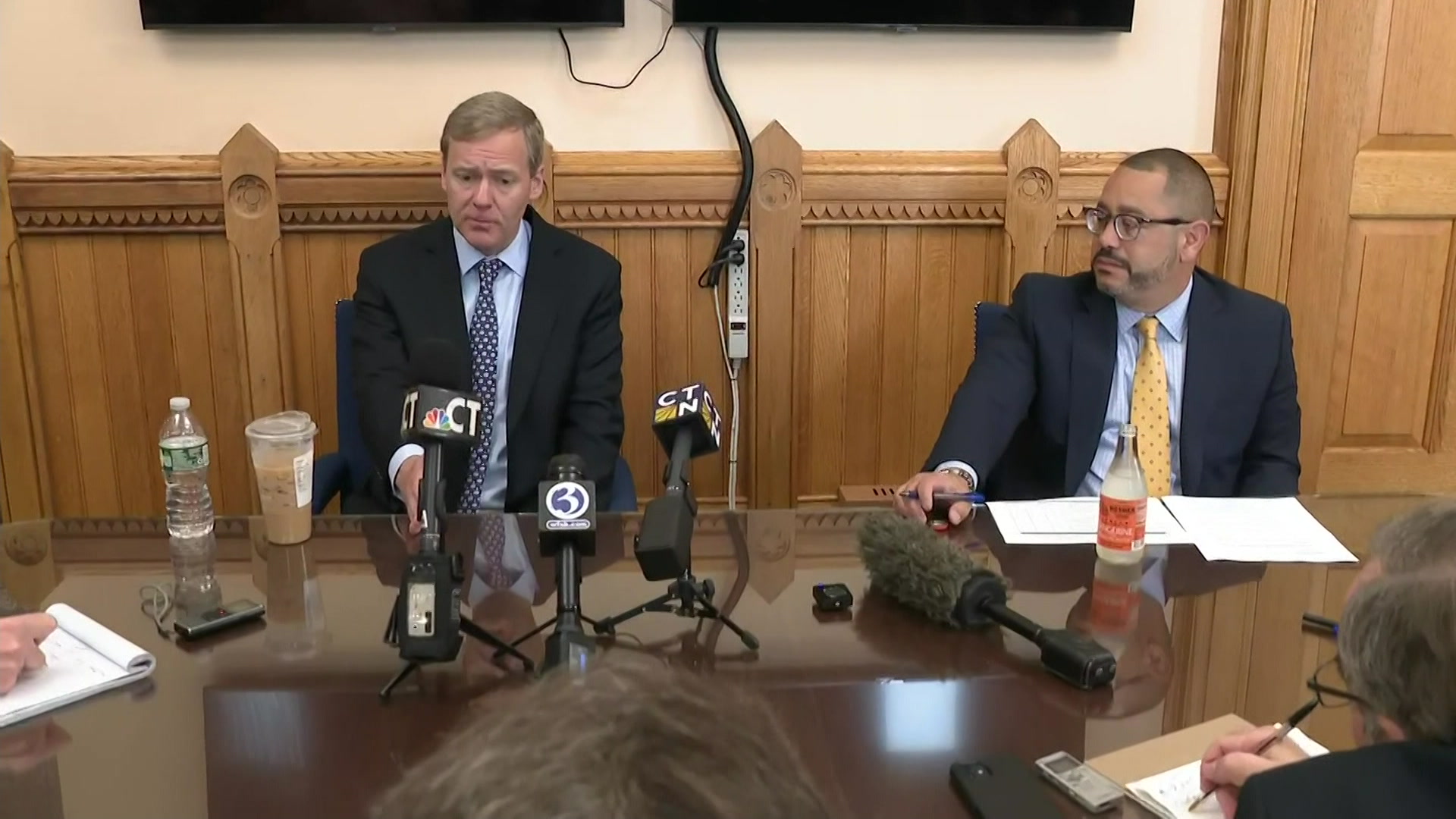 News 12 | Connecticut | Ct Lawmakers Scramble To Meet Midnight Deadline ...