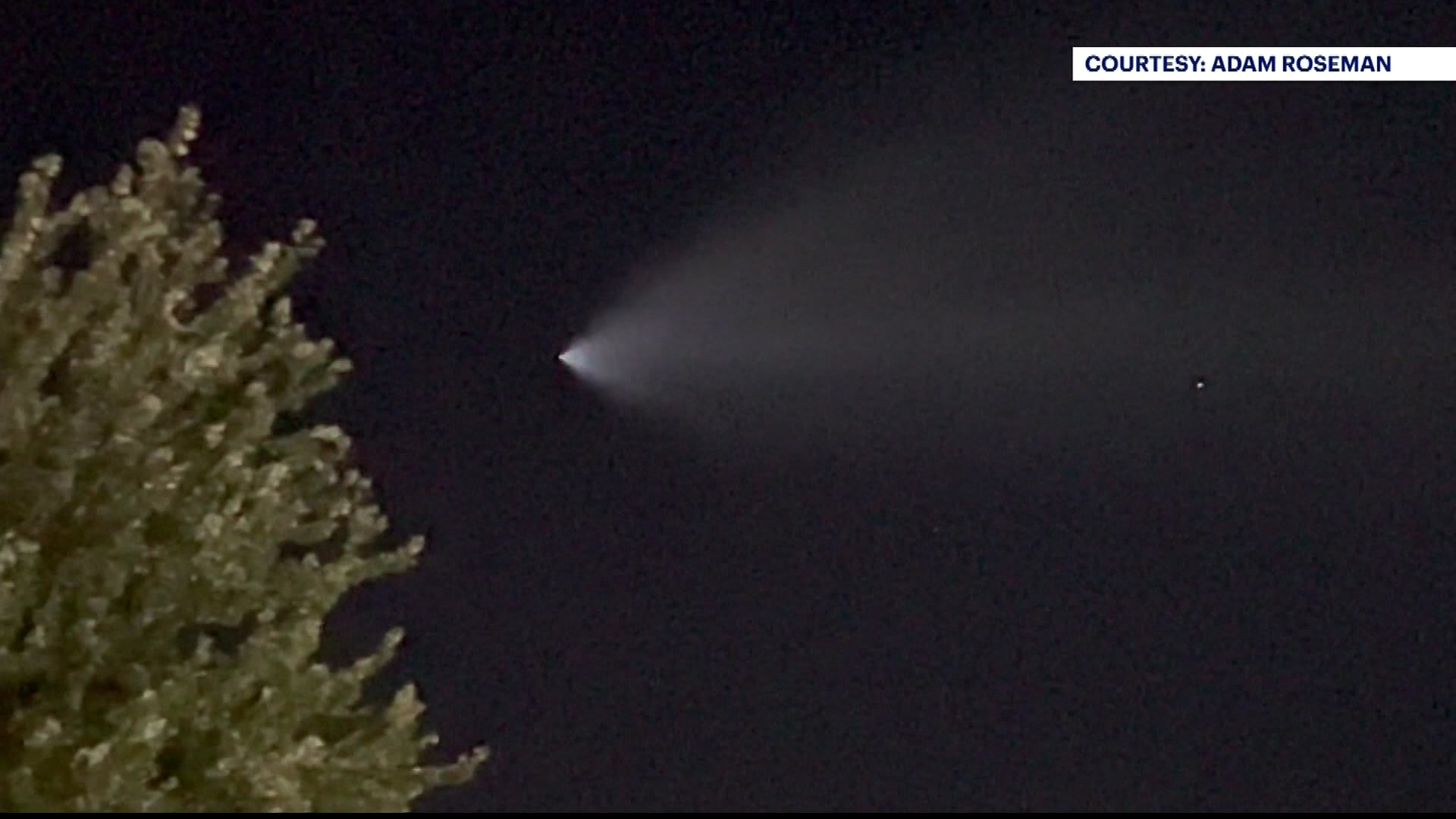 News 12 | Long Island | Space X Falcon 9 rocket's vapor trail seen over ...