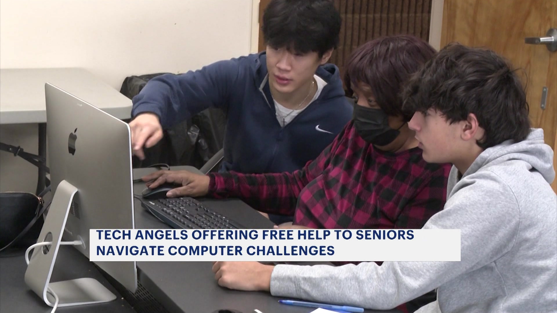 Student Tech Angels of Greenburgh teach seniors how to use computers