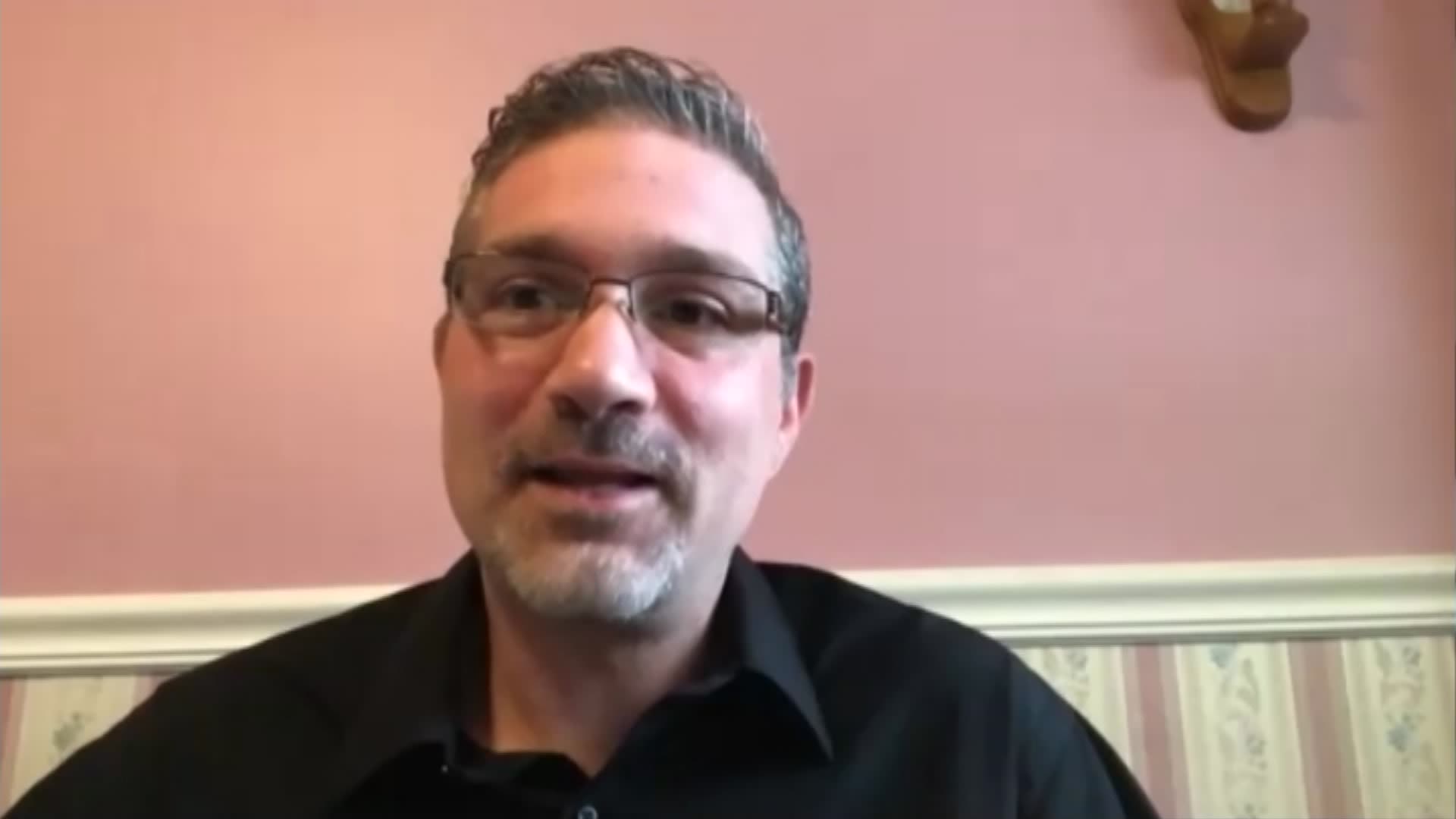 LI man shares his own mental health struggles to help others