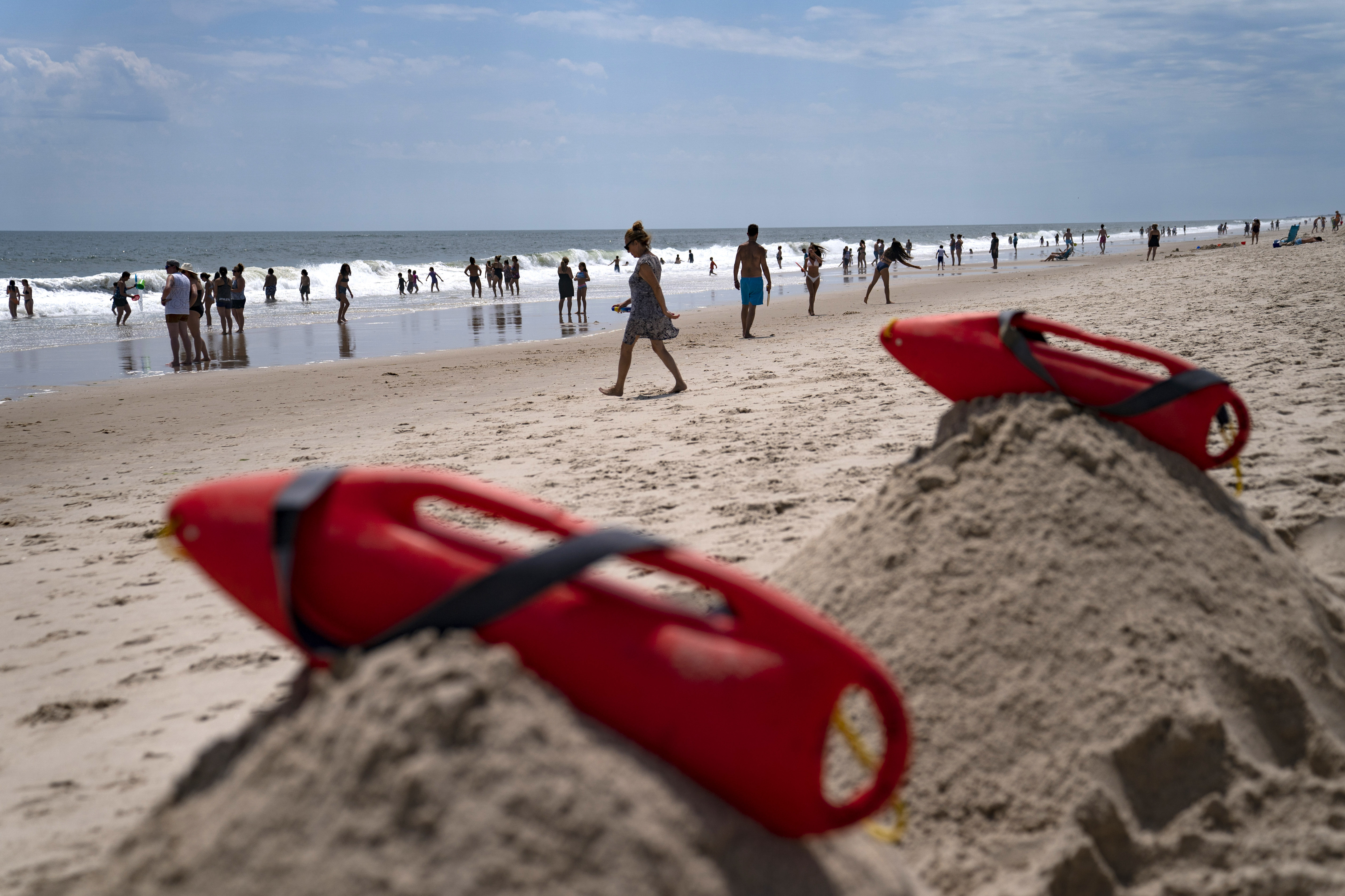 DEEP: Reduced number of lifeguards at state parks this holiday weekend