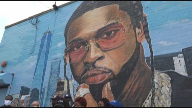 Artist unveils Pop Smoke mural in Canarsie to raise awareness of gun ...
