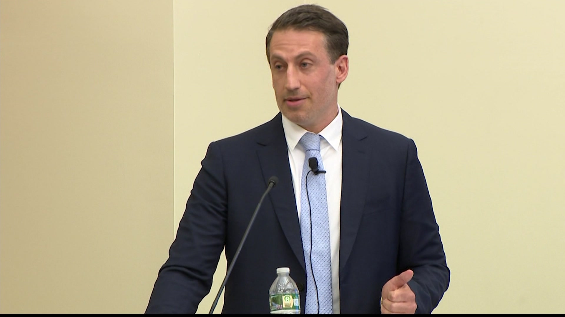 Attorney Alex Spiro says Mayor Eric Adams didn't violate law ahead of ...