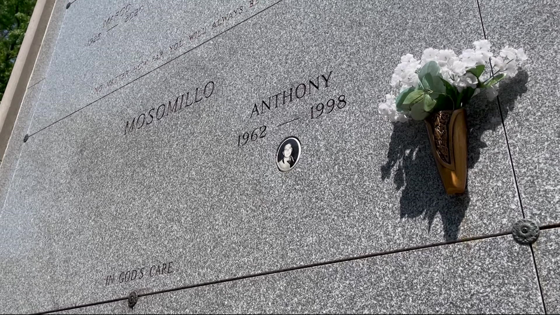 Police come together to support family of late NYPD Officer Anthony ...