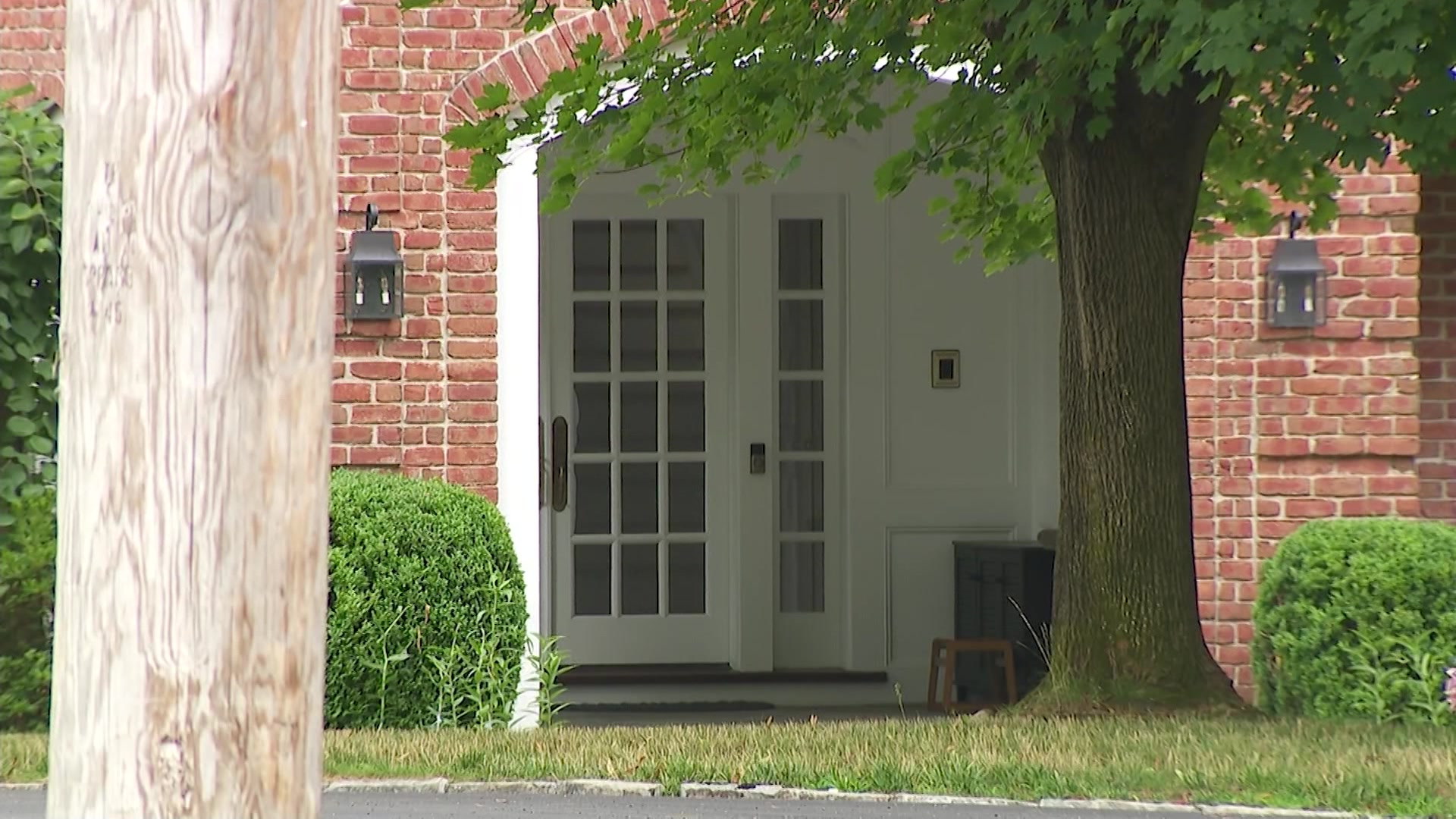 News 12 | Hudson Valley | Hidden Surveillance Camera Found In Scarsdale ...