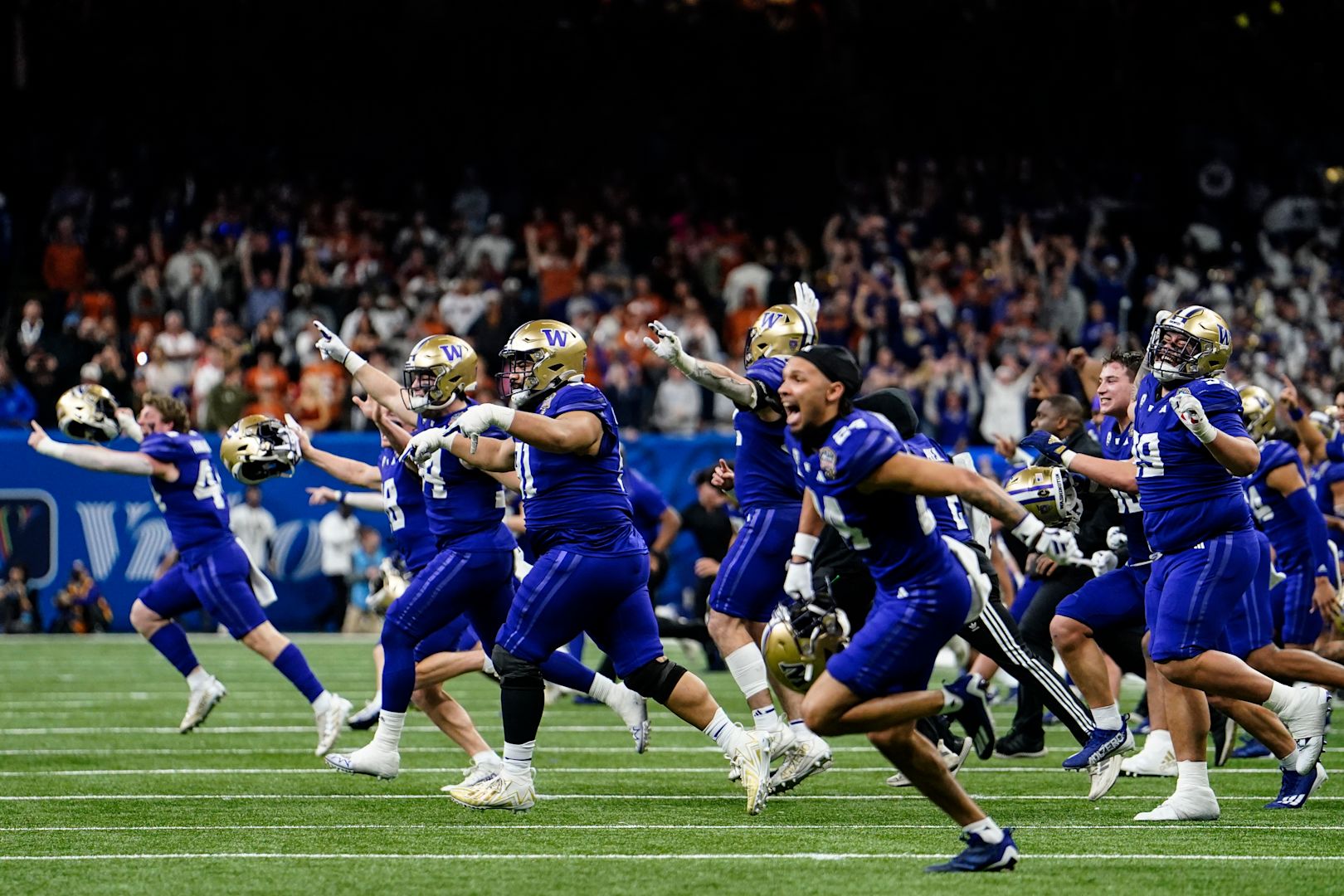 Washington gives Pac-12 chance to be conference of champions in ...