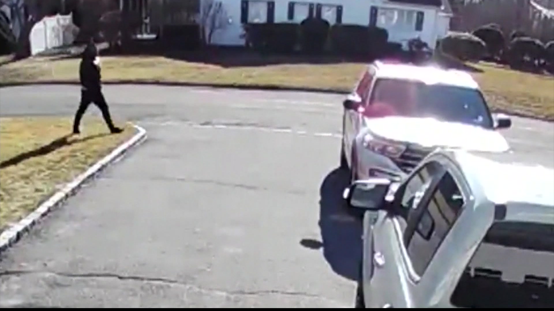 CAUGHT ON CAMERA: Person with fake ID attempts to take package from ...