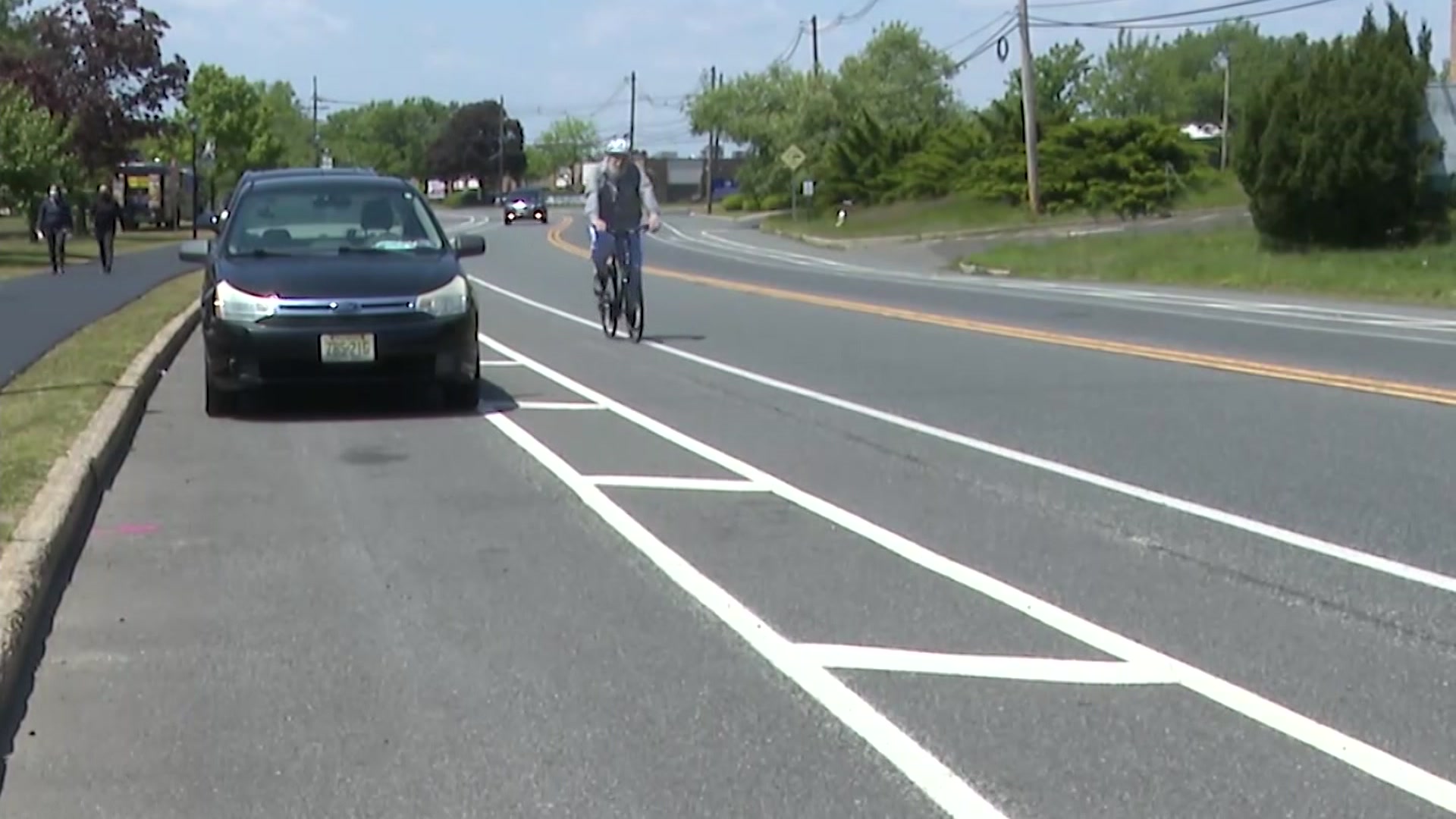 News 12 | New Jersey | New move over laws now include passing cyclists ...