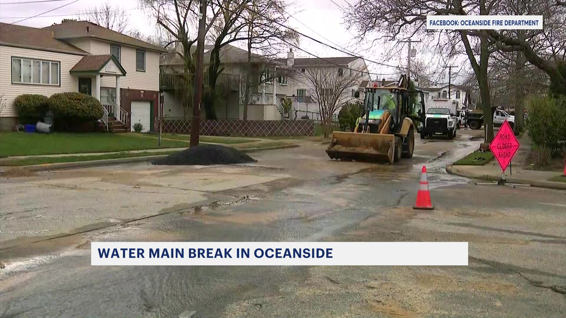 News 12 | Brooklyn | Repairs Underway For Water Main Break Reported In ...