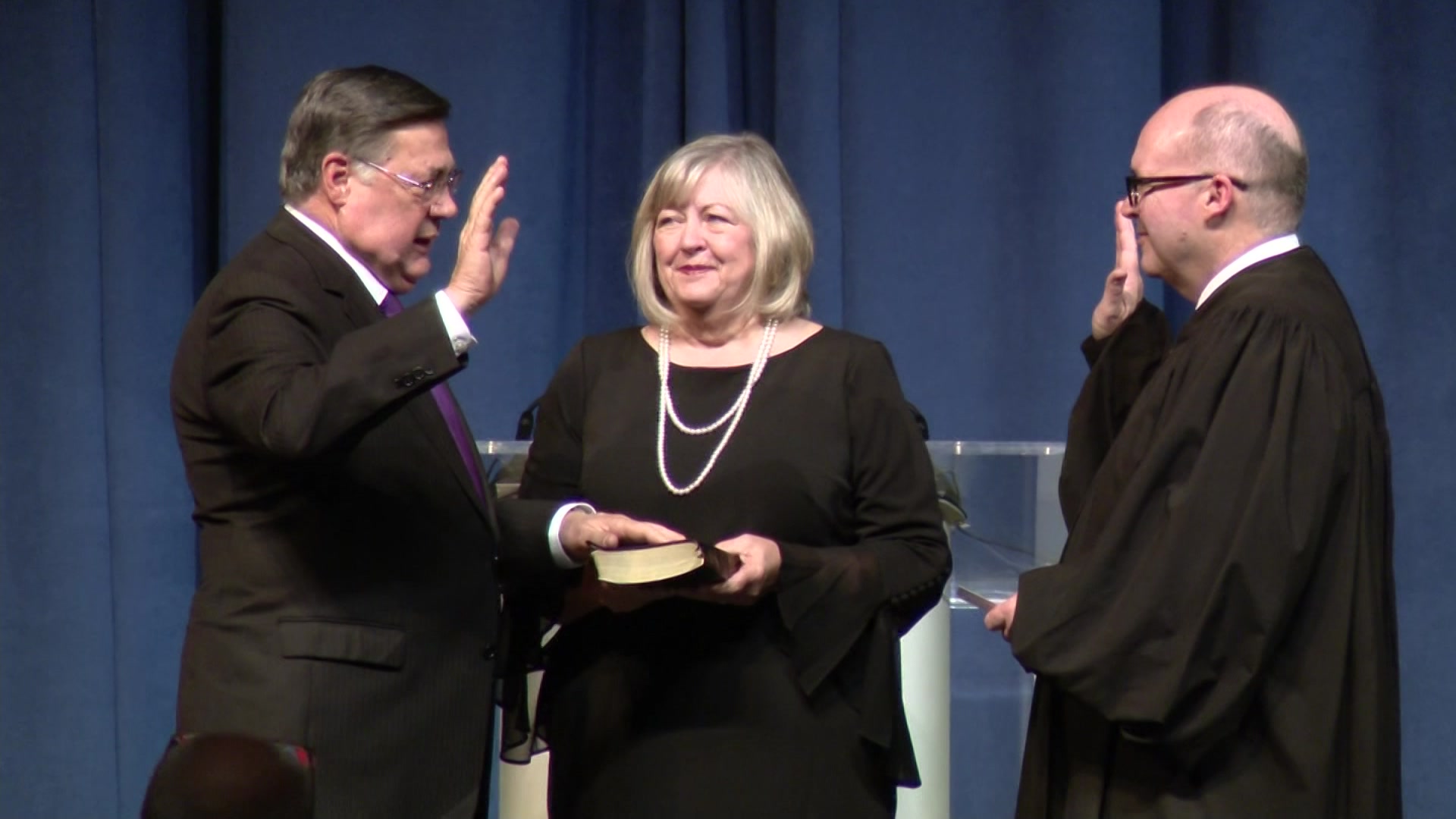 Ed Romaine Sworn In As Suffolk County Executive