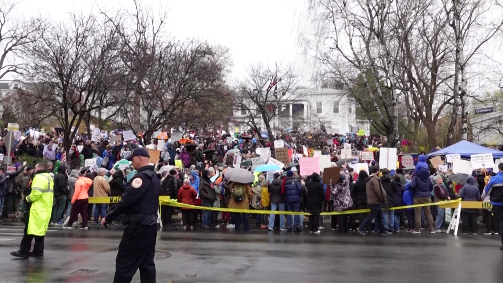 News 12 | Hudson Valley | 'Hands Off’ rally in Hastings-on-Hudson ...
