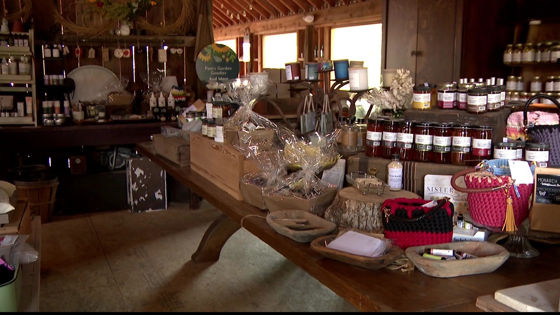 News 12 | Connecticut | Relax And Recharge At Red Clover Farms In Seymour