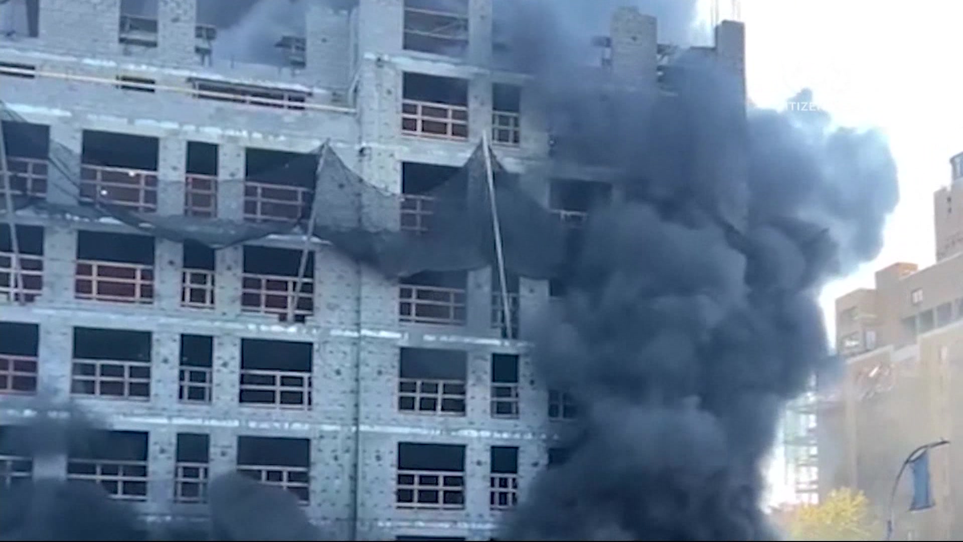 Nearly a dozen injured when fire traps construction workers at Brooklyn ...