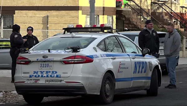 Brooklyn woman charged with murder of her father, attempted murder of ... Brooklyn woman charged with murder of her father, attempted murder of ...