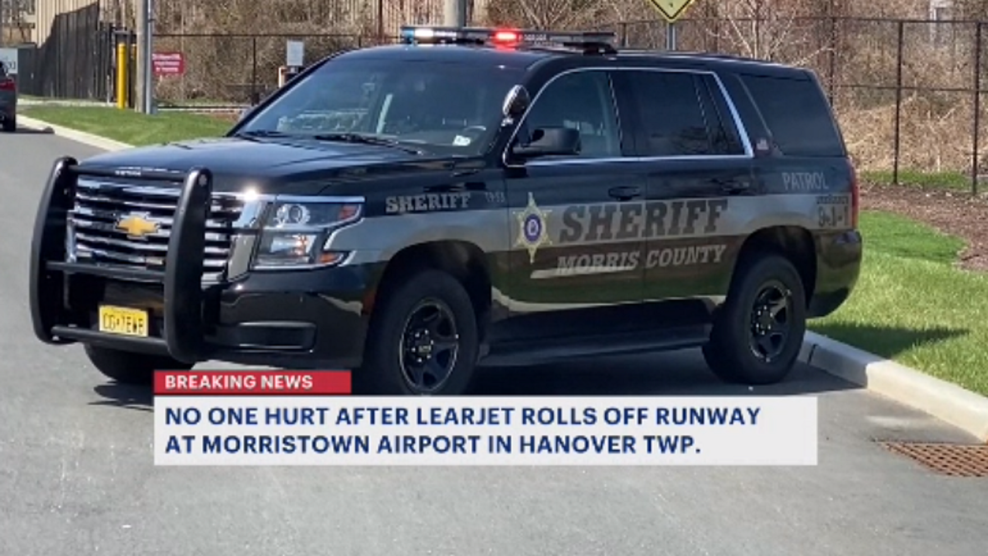 FAA: Learjet with 4 onboard rolls off runway at Morristown airport