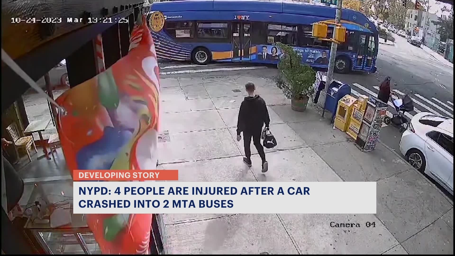 Crash leaves MTA bus riders trapped in Midwood after car flees NYPD