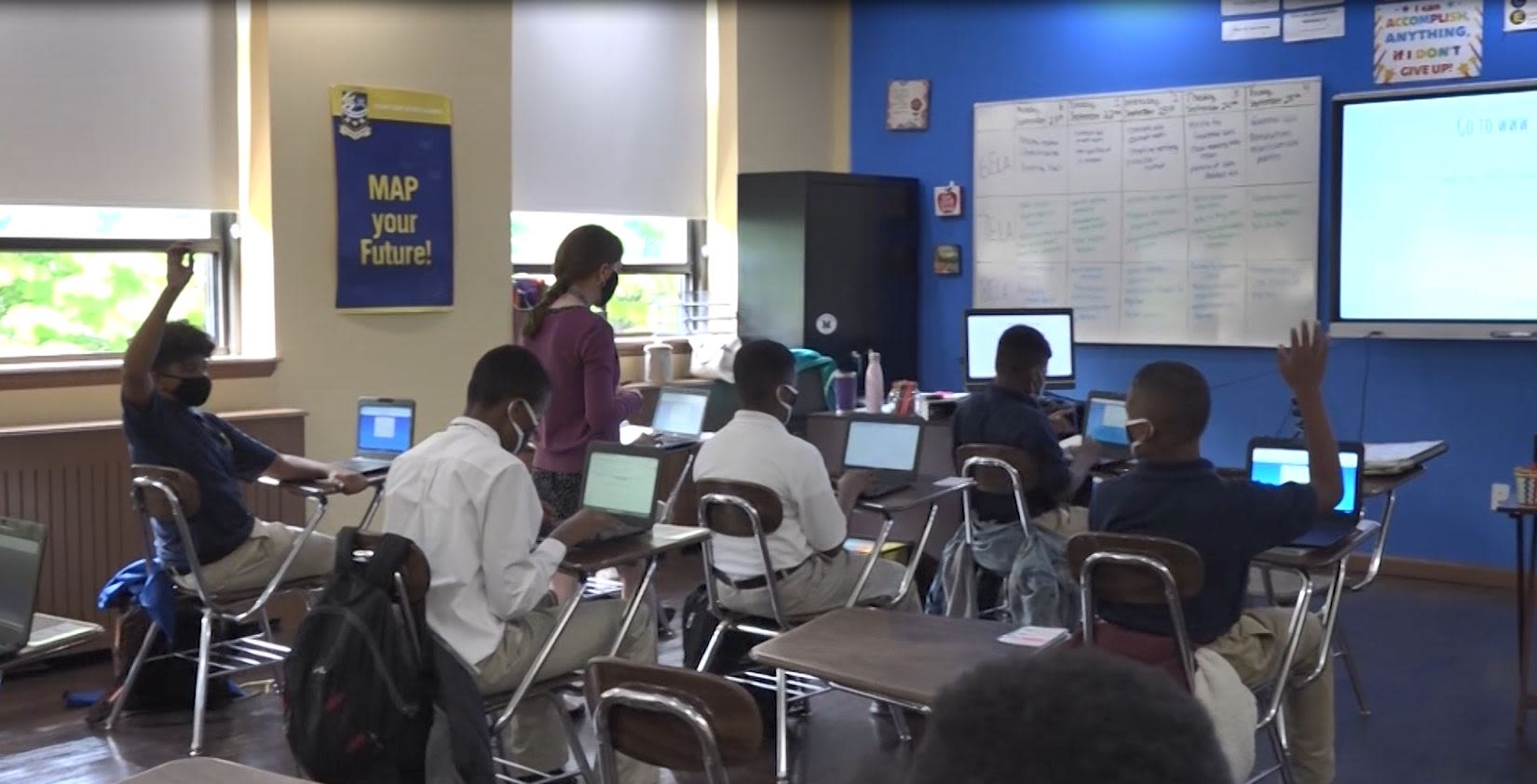 Debate continues on NYC school class sizes