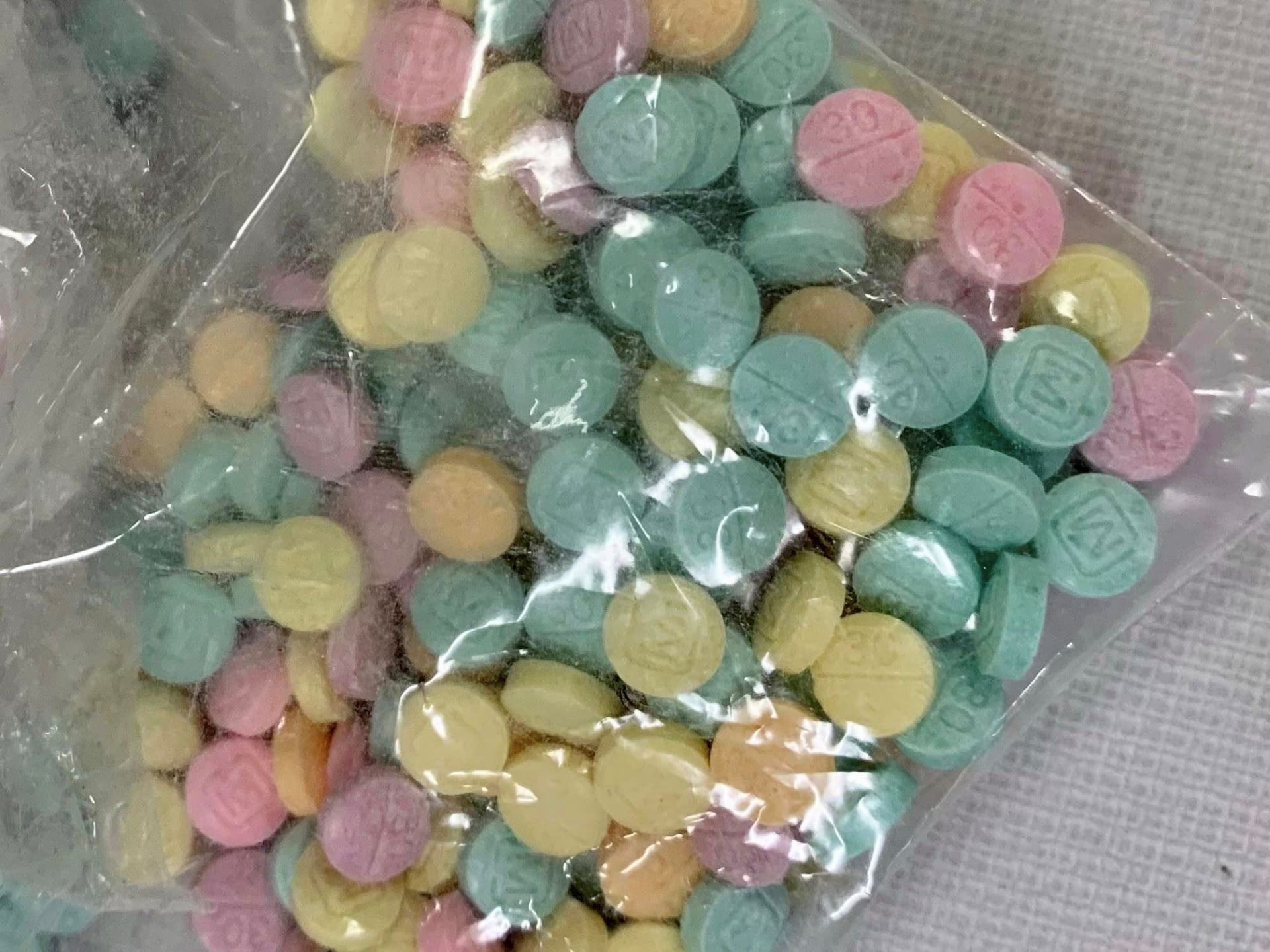 Sheriff: Thousands of counterfeit Oxycodone pills containing deadly ...