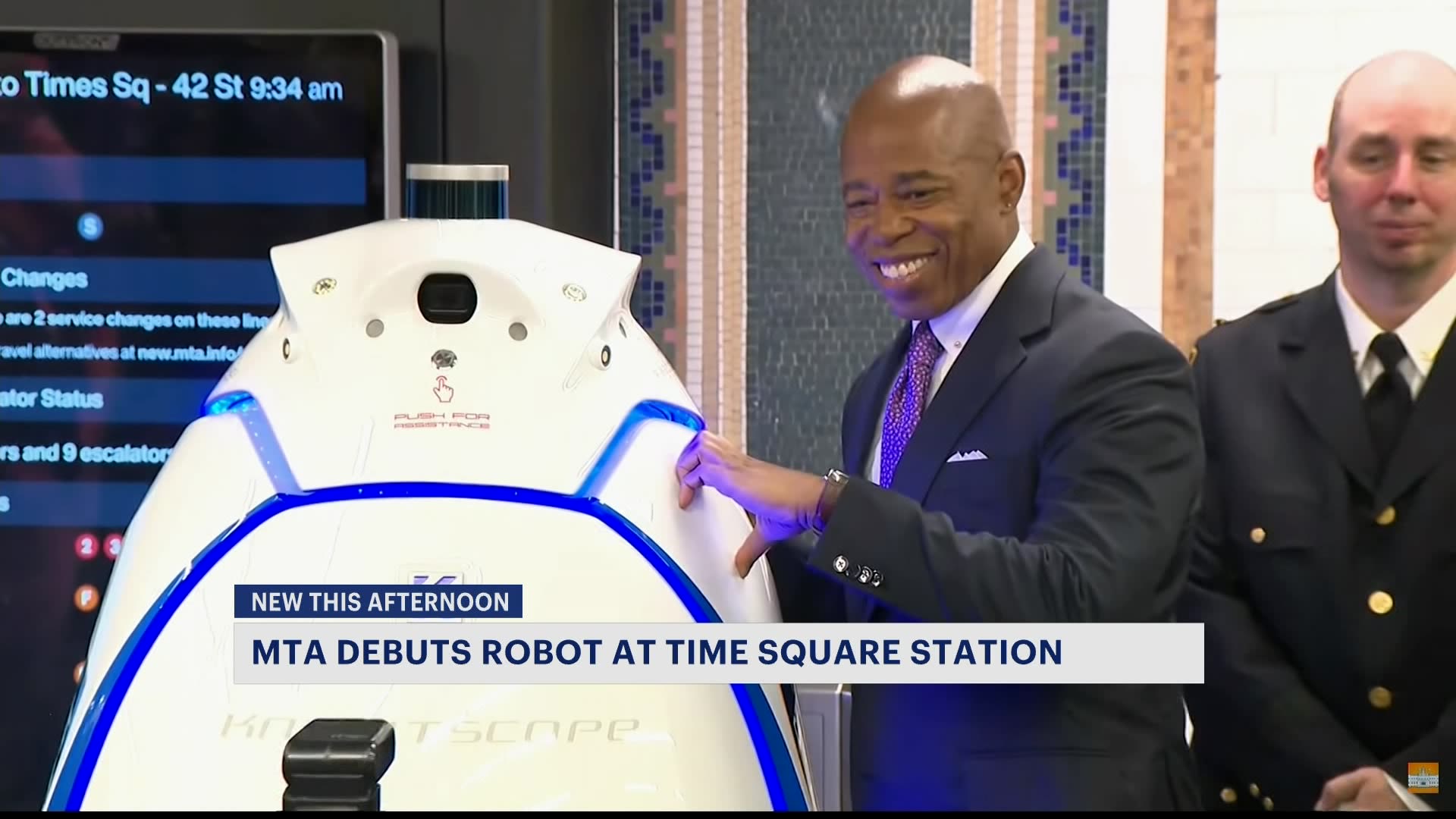 NYPD, mayor's office unveil new security robot in Times Square subway ...