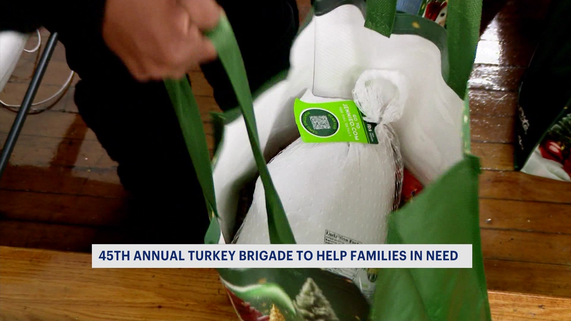 Stew Leonard's Turkey Brigade gives out 400 Turkeys to organizations in ...