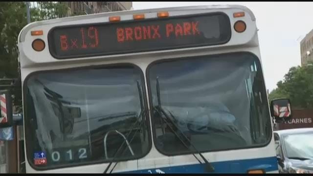 Bx19 named the Bronx's slowest bus; Bx21 most unreliable route
