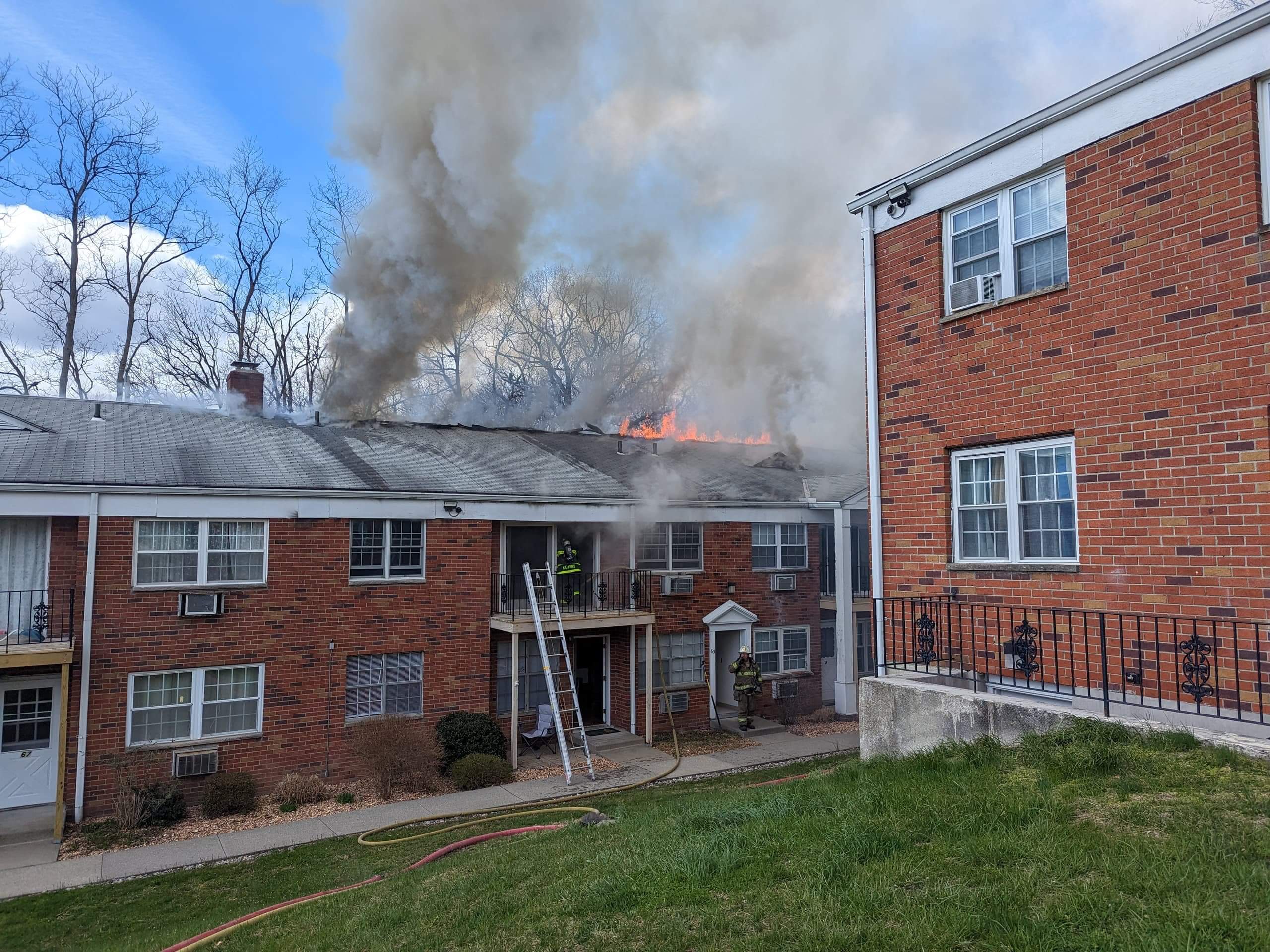 News 12 | Hudson Valley | Fire Tears Through Roof Of Condo Building In ...