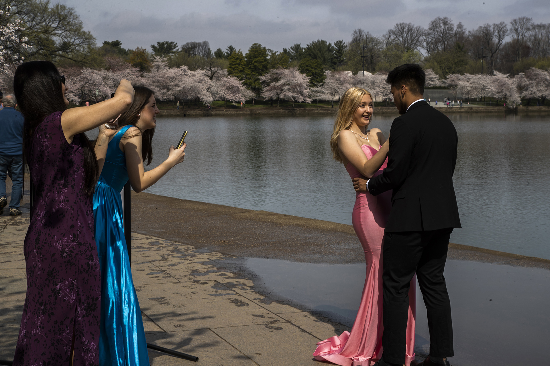 News 12 | Long Island | Your Long Island Prom Photos