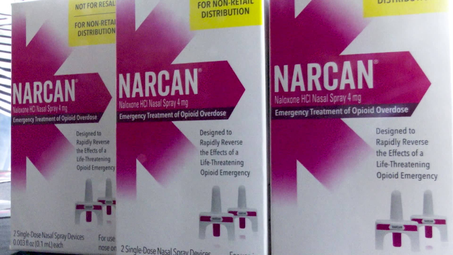 'Help save a life.' Narcan giveaway held in Ridgefield