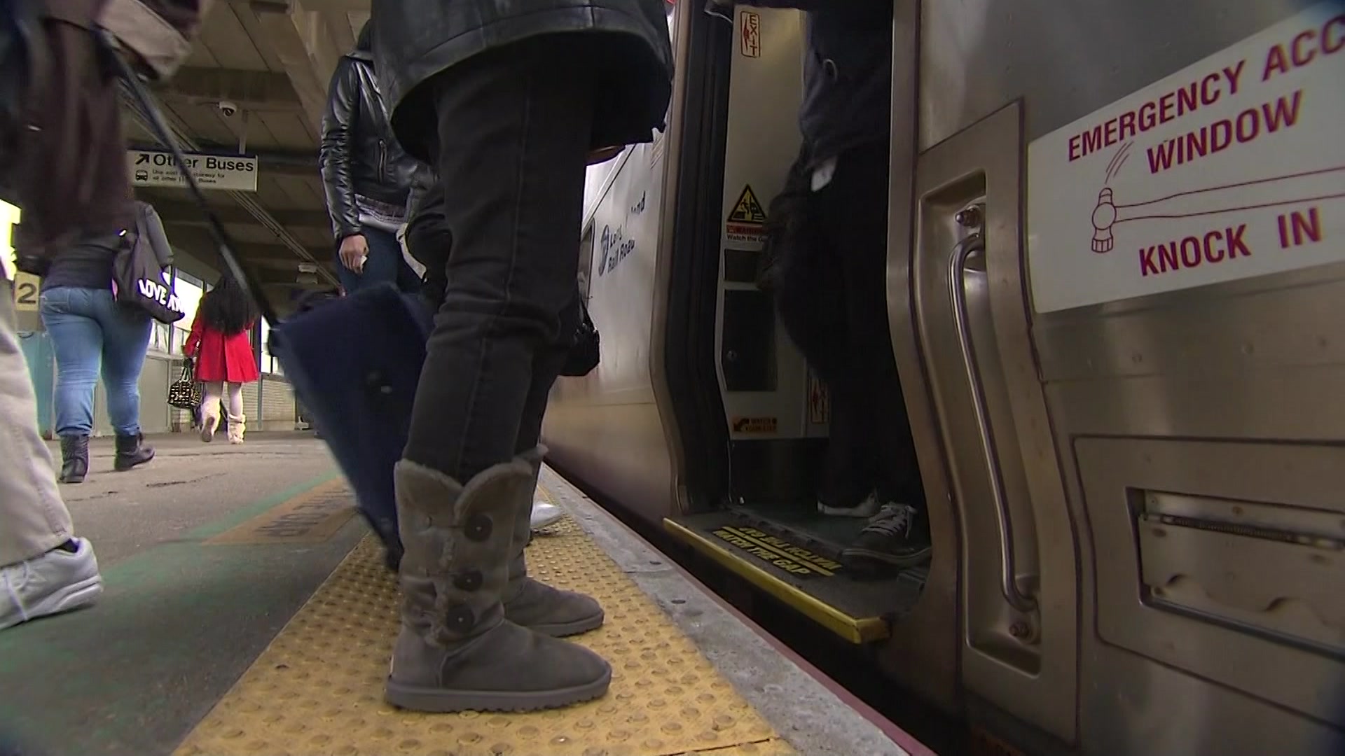 News 12 | Long Island | MTA launches pilot program to bring commuters ...