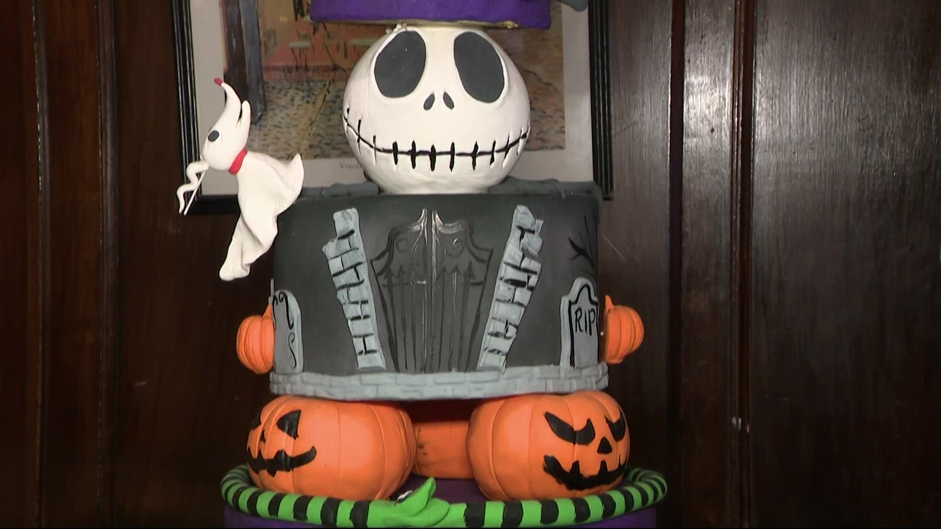 Halloween treats: Conti's Pastry Shoppe puts 'fright' behind the 'bite'