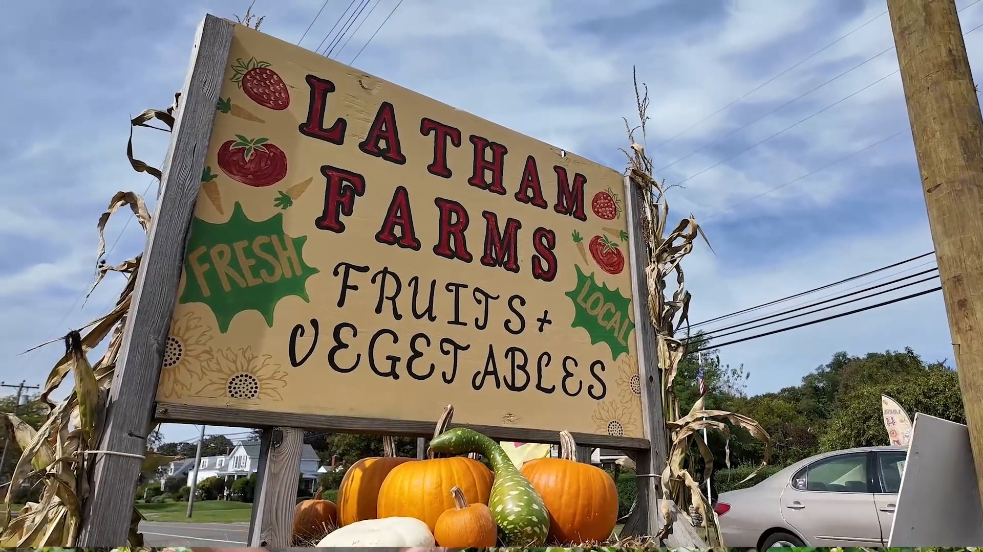 News 12 | The Bronx | The East End: Latham Farms