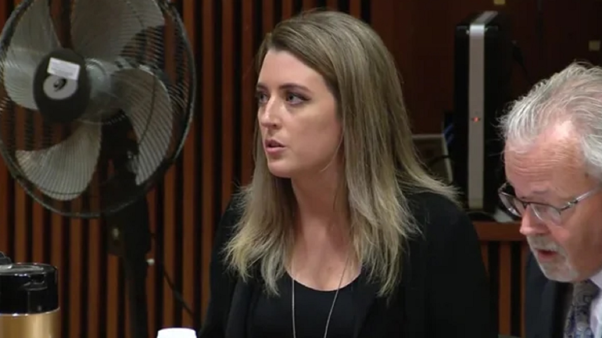 Woman in $400K GoFundMe scam gets 1 year in federal case