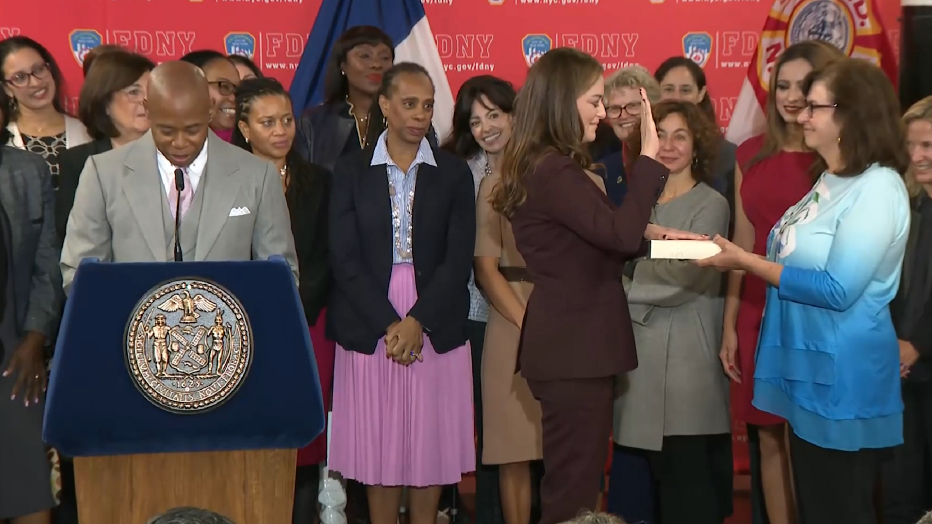 Mayor Swears In Laura Kavanagh As Fdnys First Female Commissioner