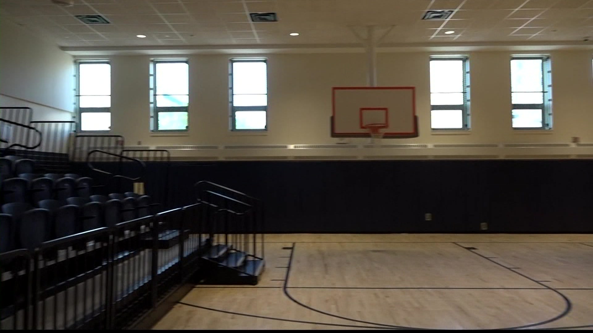 News 12 | New York | Exclusive: News 12 tours new middle school in ...