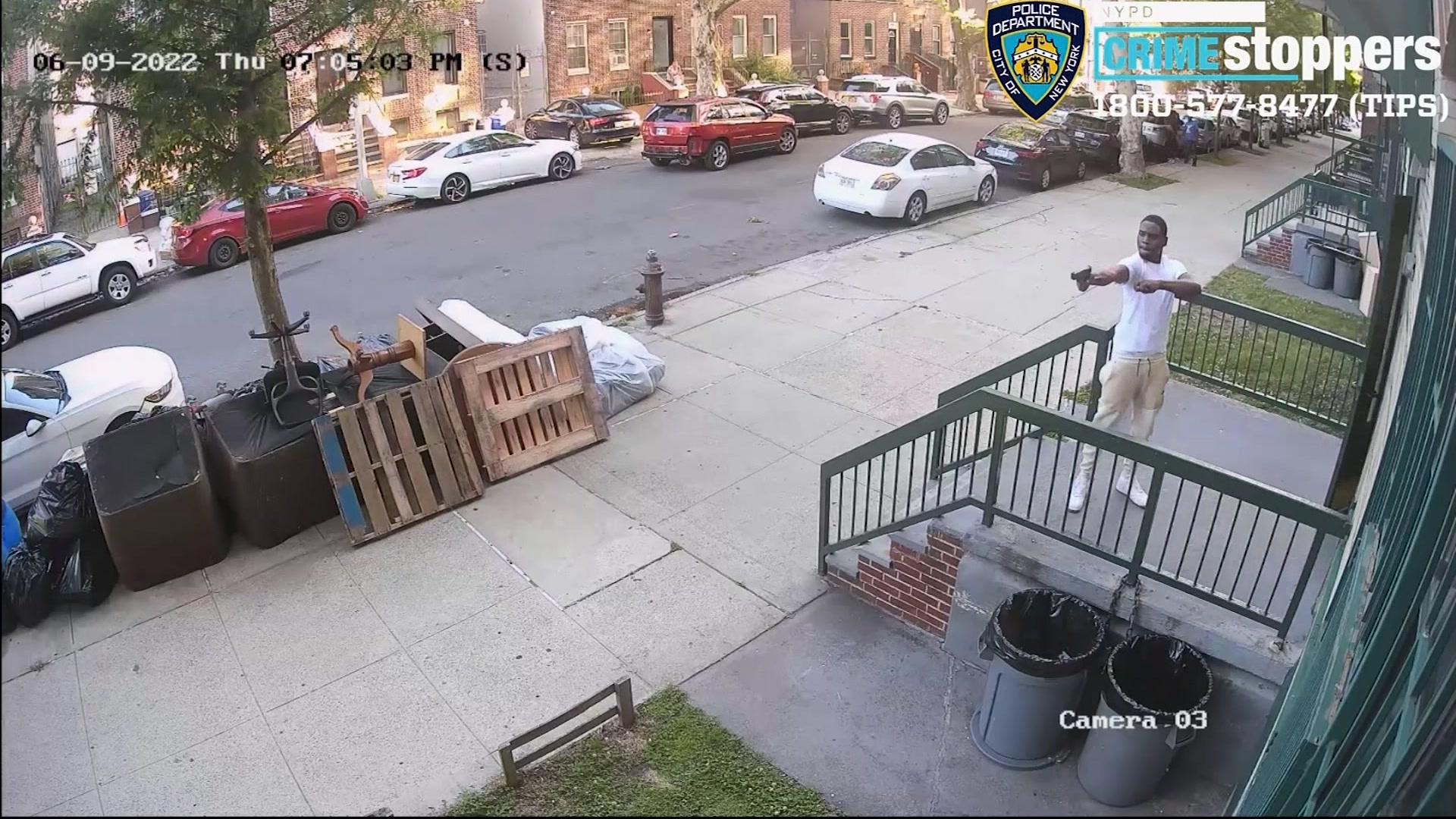 News 12 | Brooklyn | Nypd Man Wanted Firing Shots Into Open Street In ...
