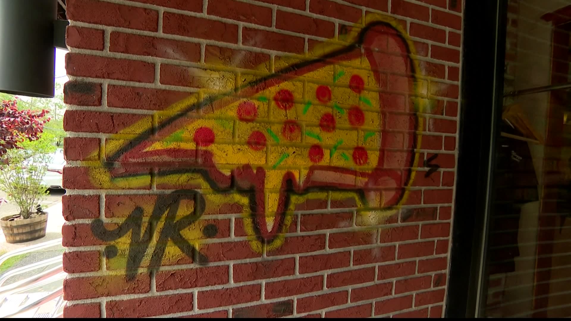 Pizza graffiti artist strikes again in Yonkers