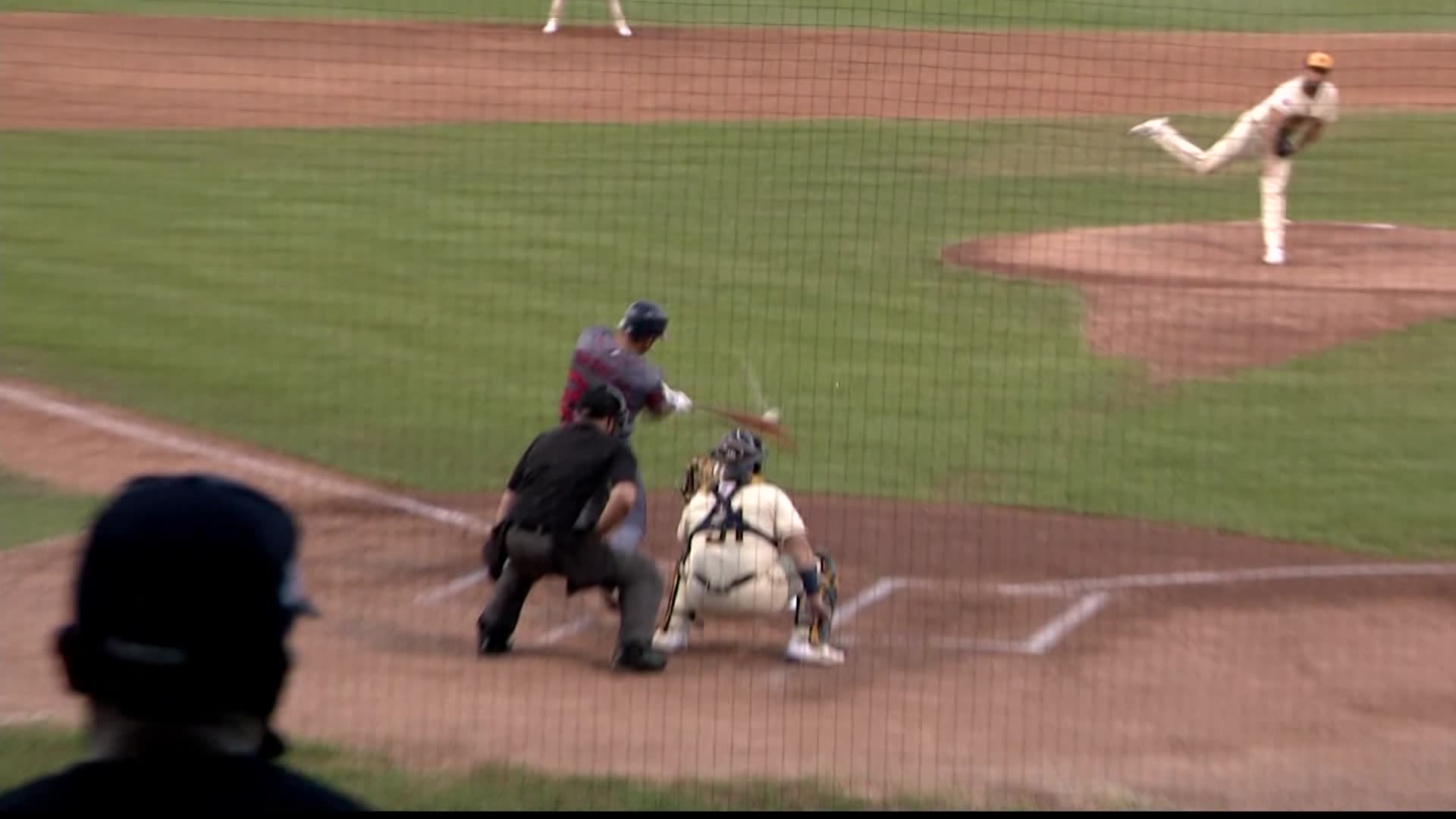 FDNY, NYPD square off in annual ‘Never Forget Heroes Baseball Classic’