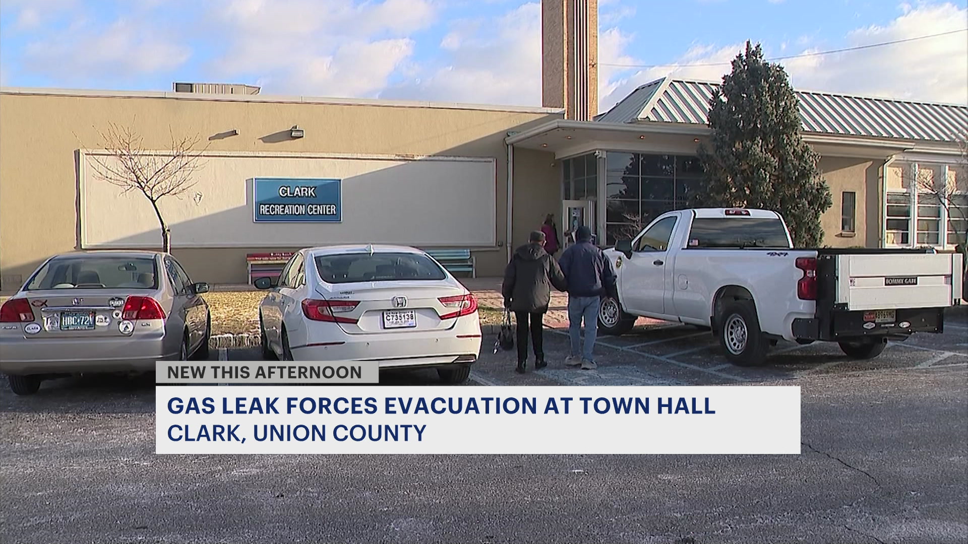News 12 | New York | Evacuation order lifted after gas leak at Clark ...